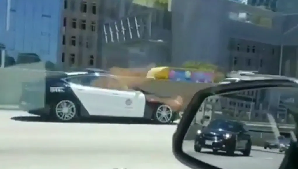 LAPD's Tesla Police Car spotted on Harbor Freeway headed towards DTLA ...